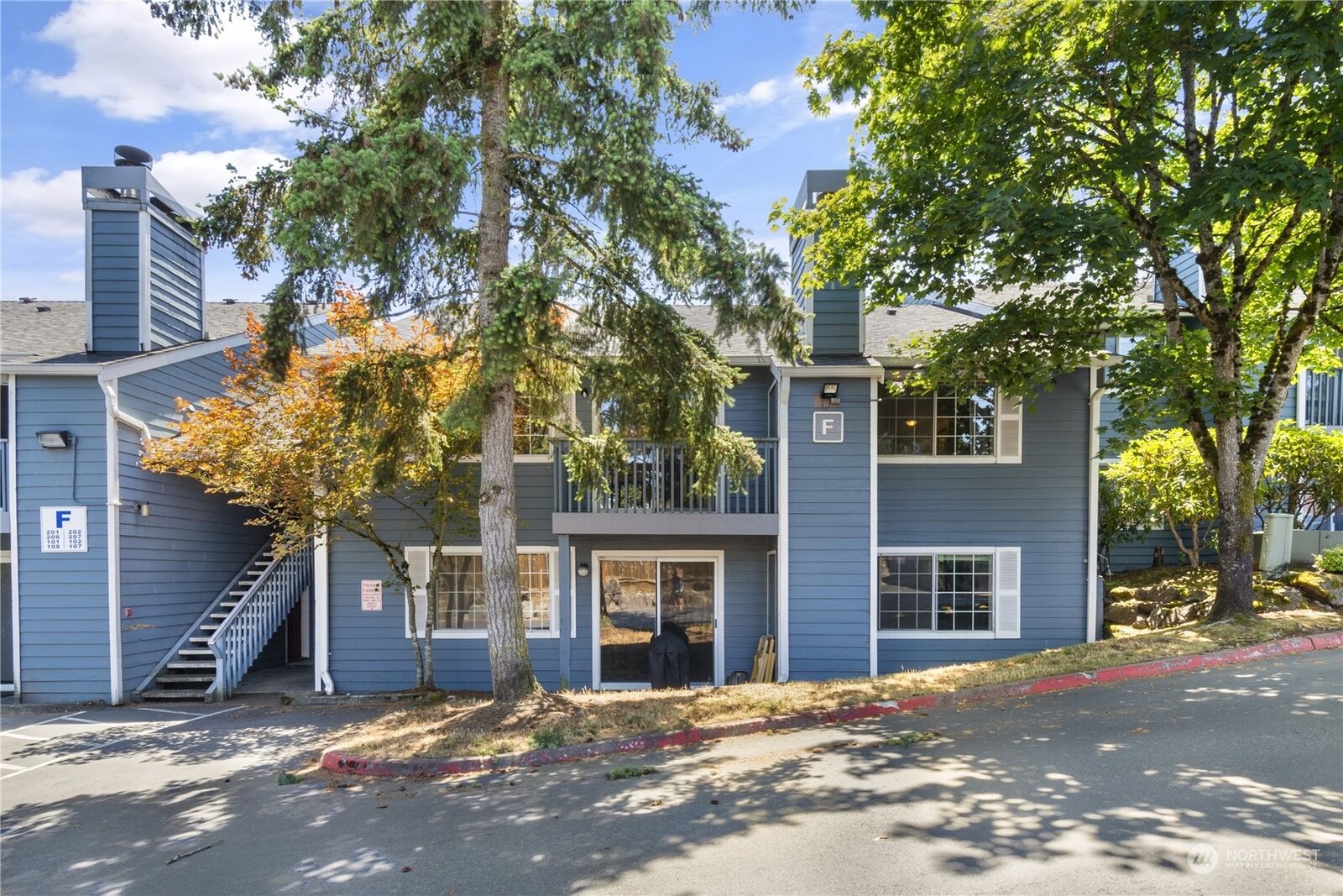 2 bed Lynnwood home for sale: 16817 Larch Way F202, Lynnwood, WA 98037