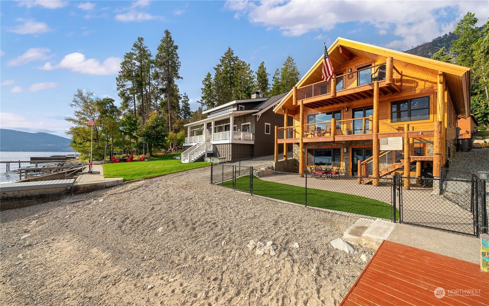 House for sale in Chelan: 11830 S Lakeshore Road, Chelan, WA 98816