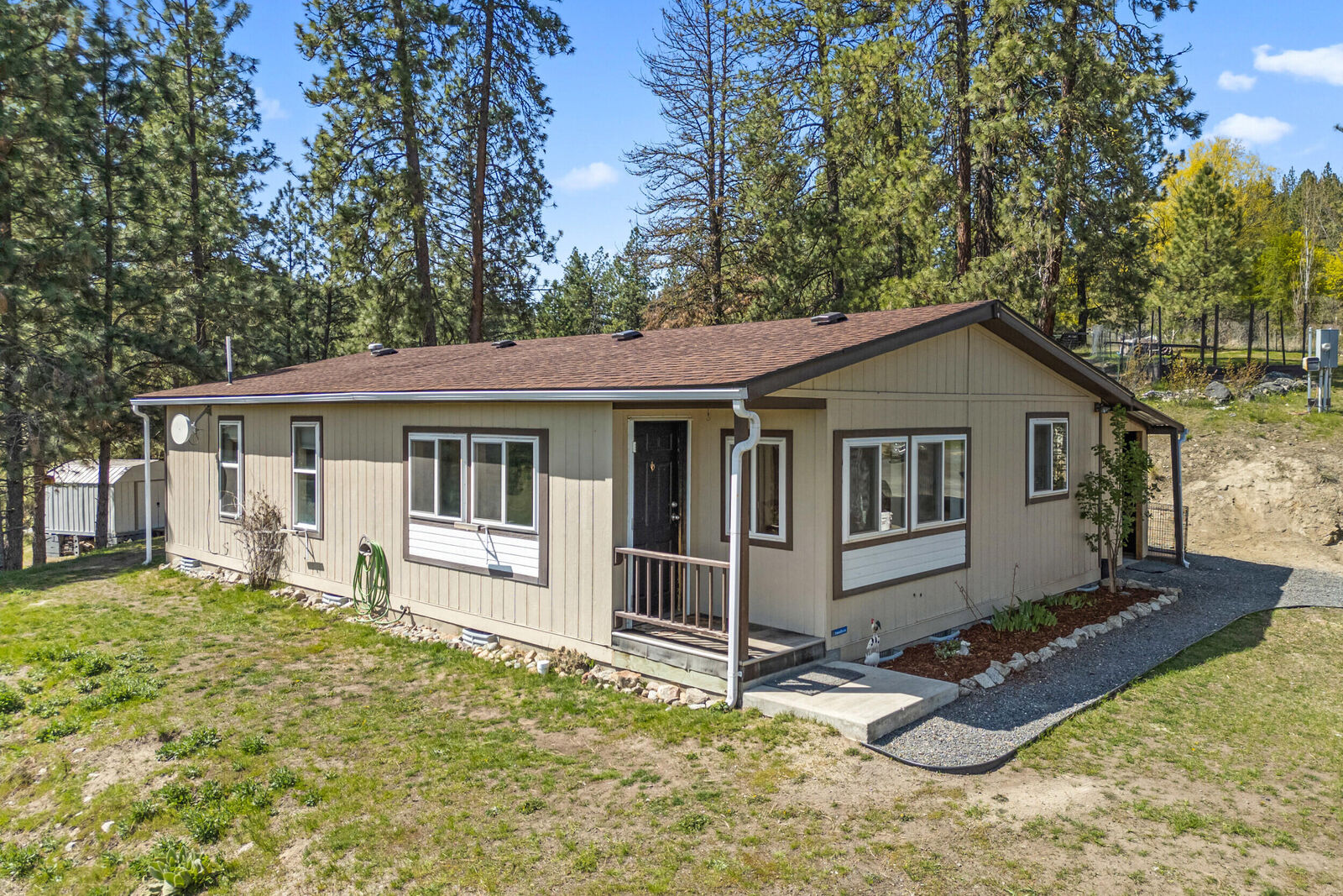 MLS#44532: 531 B Hotchkiss Rd, Colville, WA 99114